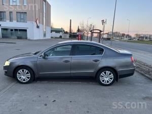 Pelēks Volkswagen Passat B6 2006 Rīga, ar dzinēja tilpumu 2.00 L un nobraukumu 190 tūkst. km par 1350 €, foto 4 vietnē AUTOMOTO.COM.LV