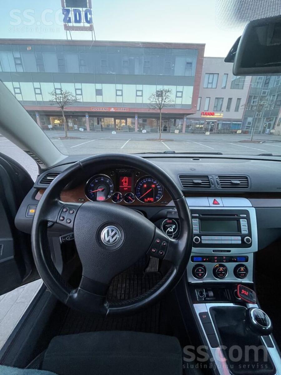Pelēks Volkswagen Passat B6 2006 Rīga, ar dzinēja tilpumu 2.00 L un nobraukumu 190 tūkst. km par 1350 €, foto 8 vietnē AUTOMOTO.COM.LV