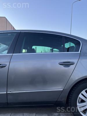 Pelēks Volkswagen Passat B6 2006 Rīga, ar dzinēja tilpumu 2.00 L un nobraukumu 190 tūkst. km par 1350 €, foto 17 vietnē AUTOMOTO.COM.LV