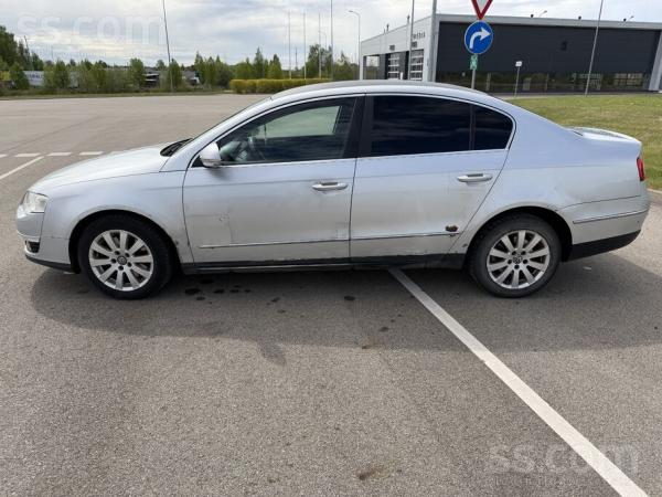Grey Volkswagen Passat B6 2006 in Tukums, with an engine capacity of 1.90 L and mileage of 363 thousand km for 1300 €, photo 3 on AUTOMOTO.COM.LV
