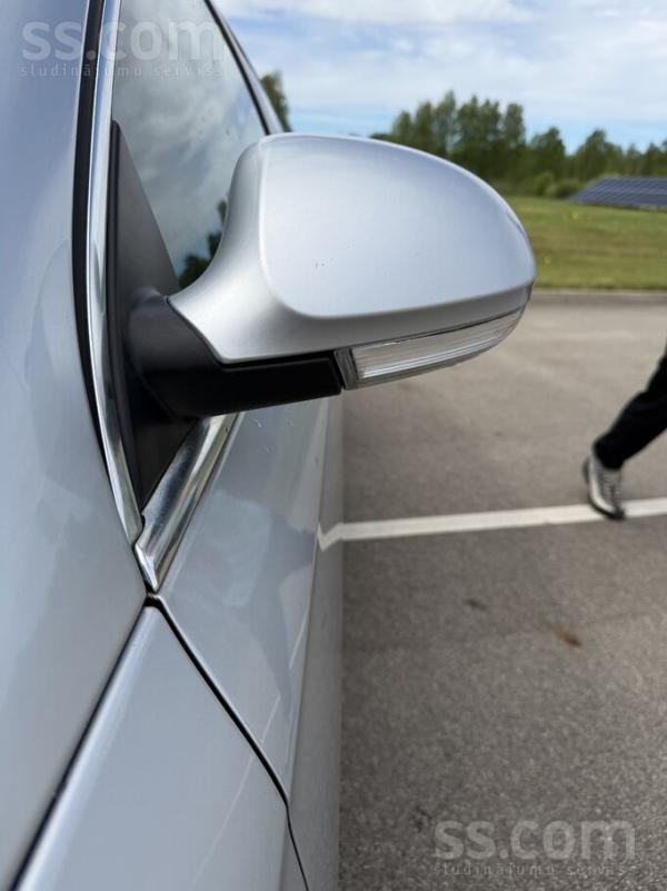 Grey Volkswagen Passat B6 2006 in Tukums, with an engine capacity of 1.90 L and mileage of 363 thousand km for 1300 €, photo 9 on AUTOMOTO.COM.LV