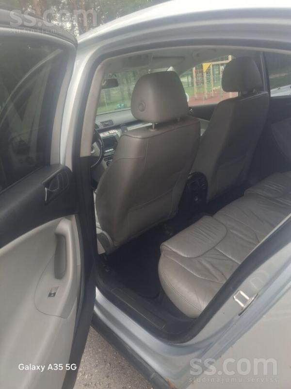 Grey Volkswagen Passat B6 2006 in Riga, with an engine capacity of 2.00 L and mileage of 386 thousand km for 700 €, photo 10 on AUTOMOTO.COM.LV