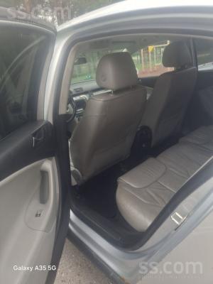 Grey Volkswagen Passat B6 2006 in Riga, with an engine capacity of 2.00 L and mileage of 386 thousand km for 700 €, photo 11 on AUTOMOTO.COM.LV