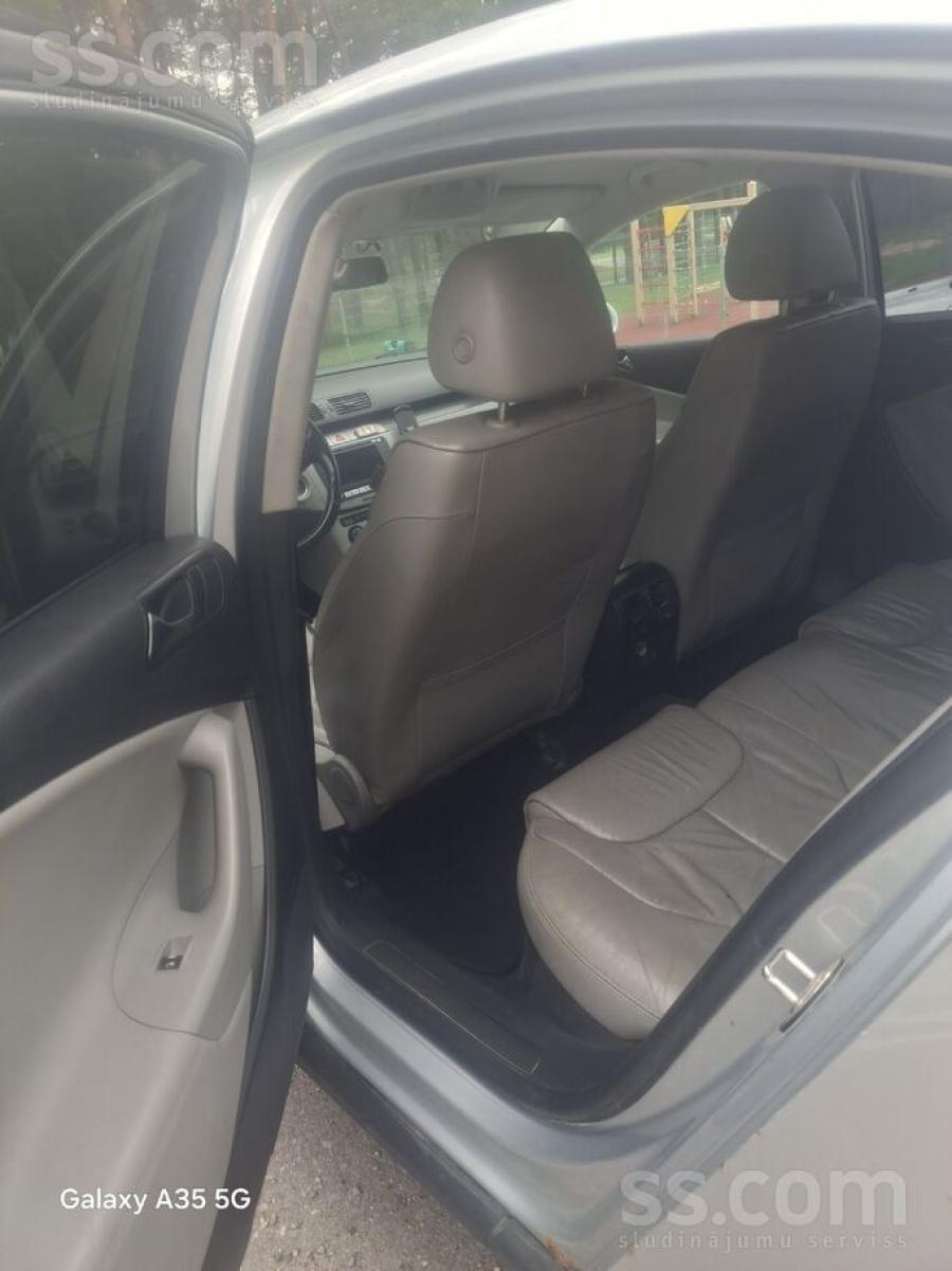 Grey Volkswagen Passat B6 2006 in Riga, with an engine capacity of 2.00 L and mileage of 386 thousand km for 700 €, photo 11 on AUTOMOTO.COM.LV