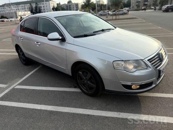 Серый Фольксваген Пассат Б6 2006 в Рига, объемом двигателя 1.90 л и пробегом 424 тыс. км за 2200 €, фото 2 на AUTOMOTO.COM.LV