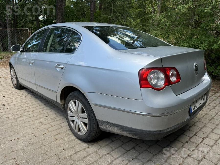 Grey Volkswagen Passat B6 2006 in Riga, with an engine capacity of 2.00 L and mileage of 236 thousand km for 900 €, photo 1 on AUTOMOTO.COM.LV