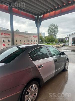 Серый Фольксваген Пассат Б6 2006 в Елгава, объемом двигателя 2.00 л и пробегом 186 тыс. км за 950 €, фото 8 на AUTOMOTO.COM.LV