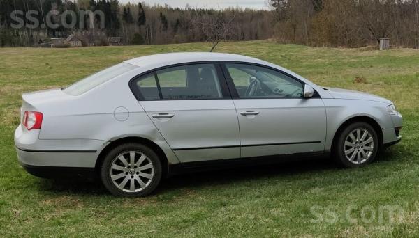 Pelēks Volkswagen Passat B6 2007 Krāslava, ar dzinēja tilpumu 1.60 L un nobraukumu 147 tūkst. km par 950 €, foto 4 vietnē AUTOMOTO.COM.LV