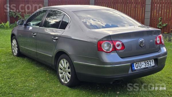Grey Volkswagen Passat B6 2007 in Riga, with an engine capacity of 2.00 L and mileage of 206 thousand km for 850 €, photo 4 on AUTOMOTO.COM.LV