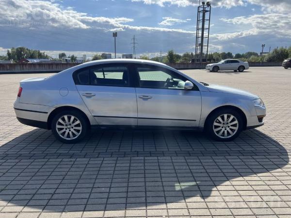 Pelēks Volkswagen Passat B6 2007 Rīga, ar dzinēja tilpumu 1.60 L un nobraukumu 150 tūkst. km par 1990 €, foto 6 vietnē AUTOMOTO.COM.LV