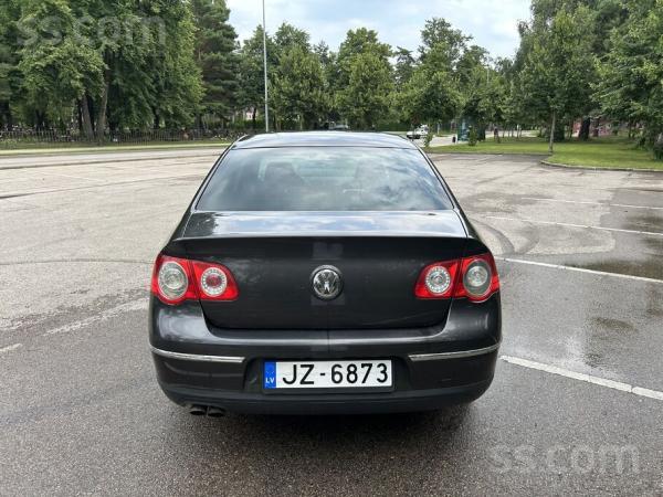 Pelēks Volkswagen Passat B6 2007 Liepāja, ar dzinēja tilpumu 2.00 L un nobraukumu 230 tūkst. km par 1450 €, foto 4 vietnē AUTOMOTO.COM.LV