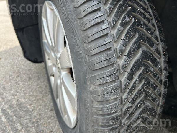 Pelēks Volkswagen Passat B6 2007 Liepāja, ar dzinēja tilpumu 2.00 L un nobraukumu 230 tūkst. km par 1450 €, foto 8 vietnē AUTOMOTO.COM.LV