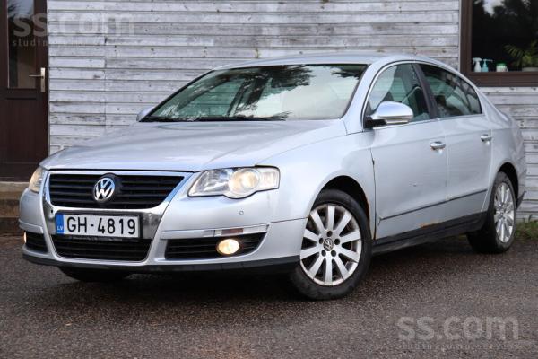 Pelēks Volkswagen Passat B6 2007 Valmiera, ar dzinēja tilpumu 2.00 L un nobraukumu 241 tūkst. km par 1200 €, foto 1 vietnē AUTOMOTO.COM.LV