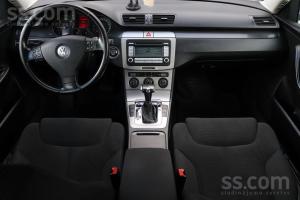 Pelēks Volkswagen Passat B6 2007 Valmiera, ar dzinēja tilpumu 2.00 L un nobraukumu 241 tūkst. km par 1200 €, foto 12 vietnē AUTOMOTO.COM.LV