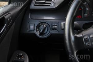Pelēks Volkswagen Passat B6 2007 Valmiera, ar dzinēja tilpumu 2.00 L un nobraukumu 241 tūkst. km par 1200 €, foto 15 vietnē AUTOMOTO.COM.LV