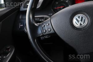Pelēks Volkswagen Passat B6 2007 Valmiera, ar dzinēja tilpumu 2.00 L un nobraukumu 241 tūkst. km par 1200 €, foto 16 vietnē AUTOMOTO.COM.LV