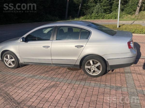 Pelēks Volkswagen Passat B6 2008 Ventspils, ar dzinēja tilpumu 2.00 L un nobraukumu 290 tūkst. km par 1050 €, foto 5 vietnē AUTOMOTO.COM.LV