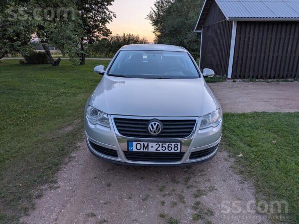 Grey Volkswagen Passat B6 2010 in Valmiera, with an engine capacity of 1.40 L and mileage of 218 thousand km for 2400 €, photo 10 on AUTOMOTO.COM.LV