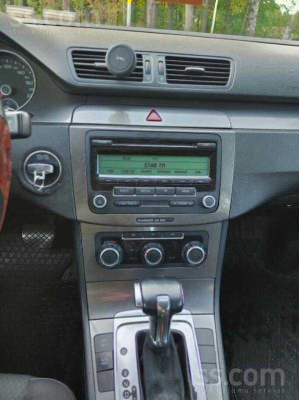 Pelēks Volkswagen Passat B6 2010 Rīga, ar dzinēja tilpumu 1.80 L un nobraukumu 279 tūkst. km par 3200 €, foto 9 vietnē AUTOMOTO.COM.LV