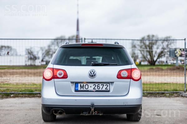 Grey Volkswagen Passat B6 2005 in Riga, with an engine capacity of 2.00 L and mileage of 284 thousand km for 2450 €, photo 8 on AUTOMOTO.COM.LV