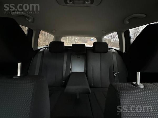 Grey Volkswagen Passat B6 2005 in Riga, with an engine capacity of 1.90 L and mileage of 496 thousand km for 1390 €, photo 7 on AUTOMOTO.COM.LV