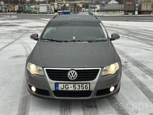 Grey Volkswagen Passat B6 2005 in Rezekne, with an engine capacity of 2.00 L and mileage of 302 thousand km for 1900 €, photo 1 on AUTOMOTO.COM.LV