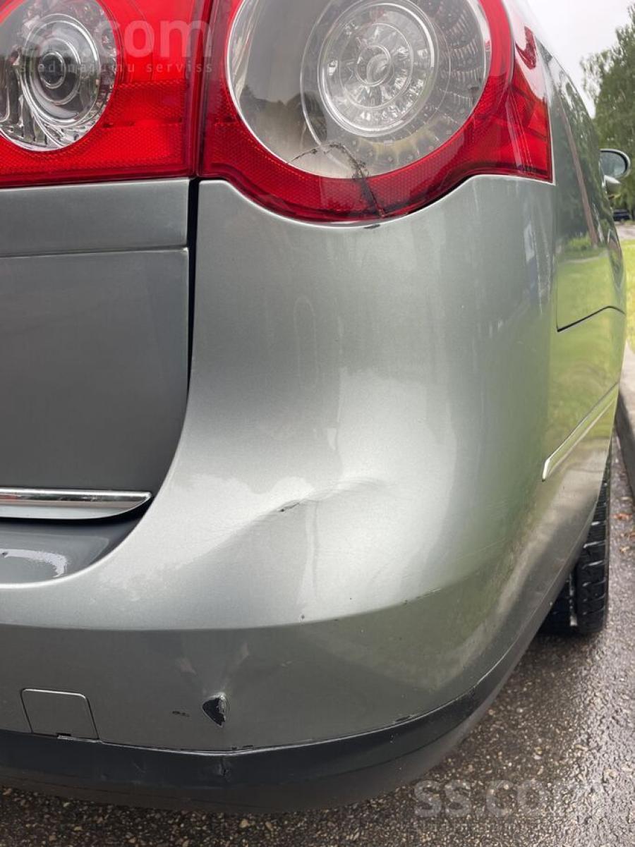 Pelēks Volkswagen Passat B6 2005 Rīga, ar dzinēja tilpumu 2.00 L un nobraukumu 265 tūkst. km par 1800 €, foto 11 vietnē AUTOMOTO.COM.LV