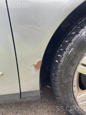 Pelēks Volkswagen Passat B6 2005 Rīga, ar dzinēja tilpumu 2.00 L un nobraukumu 265 tūkst. km par 1800 €, foto 13 vietnē AUTOMOTO.COM.LV