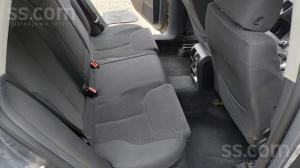 Pelēks Volkswagen Passat B6 2005 Valmiera, ar dzinēja tilpumu 2.00 L un nobraukumu 400 tūkst. km par 900 €, foto 9 vietnē AUTOMOTO.COM.LV