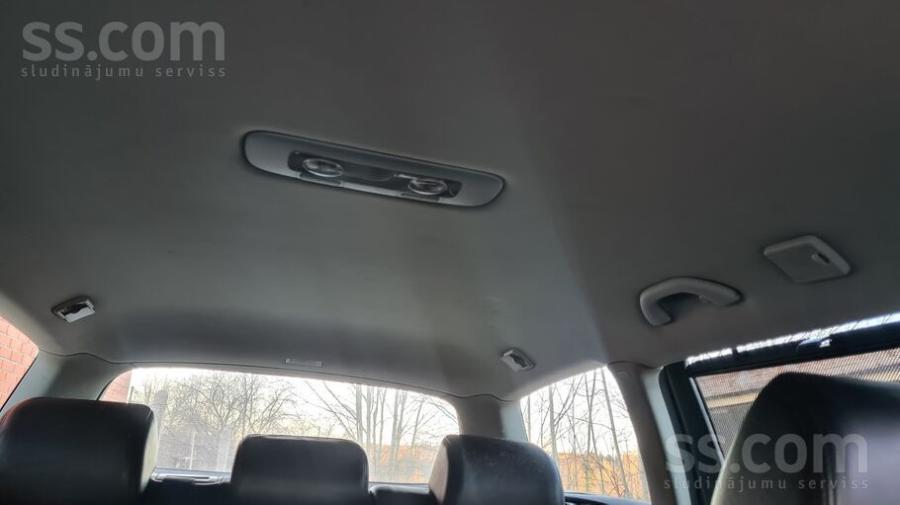 Grey Volkswagen Passat B6 2005 in Tukums, with an engine capacity of 2.00 L and mileage of 227 thousand km for 950 €, photo 8 on AUTOMOTO.COM.LV