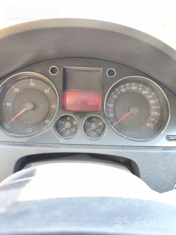 Pelēks Volkswagen Passat B6 2005 Tukums, ar dzinēja tilpumu 1.90 L un nobraukumu 344 tūkst. km par 1350 €, foto 7 vietnē AUTOMOTO.COM.LV