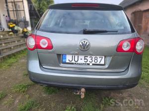 Grey Volkswagen Passat B6 2005 in Rezekne, with an engine capacity of 1.90 L and mileage of 370 thousand km for 1850 €, photo 6 on AUTOMOTO.COM.LV