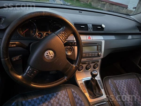 Grey Volkswagen Passat B6 2005 in Rezekne, with an engine capacity of 1.90 L and mileage of 370 thousand km for 1850 €, photo 7 on AUTOMOTO.COM.LV