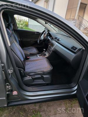 Grey Volkswagen Passat B6 2005 in Rezekne, with an engine capacity of 1.90 L and mileage of 370 thousand km for 1850 €, photo 15 on AUTOMOTO.COM.LV