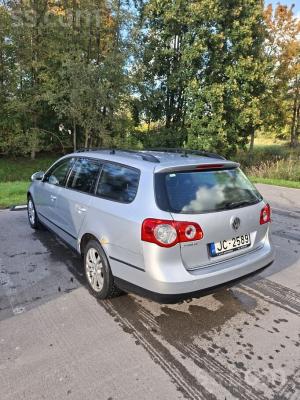 Pelēks Volkswagen Passat B6 2005 Bauska, ar dzinēja tilpumu 1.90 L un nobraukumu 491 tūkst. km par 1250 €, foto 3 vietnē AUTOMOTO.COM.LV