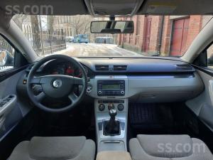 Pelēks Volkswagen Passat B6 2006 Cēsis, ar dzinēja tilpumu 2.00 L un nobraukumu 368 tūkst. km par 990 €, foto 5 vietnē AUTOMOTO.COM.LV