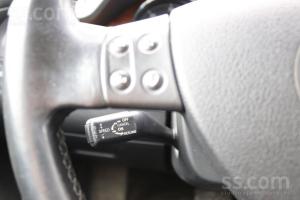 Pelēks Volkswagen Passat B6 2006 Ogre, ar dzinēja tilpumu 2.00 L un nobraukumu 309 tūkst. km par 1650 €, foto 12 vietnē AUTOMOTO.COM.LV