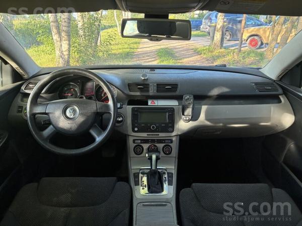 Grey Volkswagen Passat B6 2006 in Riga, with an engine capacity of 2.00 L and mileage of 442 thousand km for 499 €, photo 3 on AUTOMOTO.COM.LV