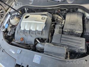 Pelēks Volkswagen Passat B6 2006 Jelgava, ar dzinēja tilpumu 2.00 L un nobraukumu 0 tūkst. km par 650 €, foto 5 vietnē AUTOMOTO.COM.LV