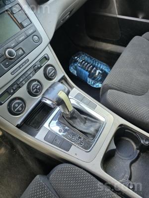 Pelēks Volkswagen Passat B6 2006 Jelgava, ar dzinēja tilpumu 2.00 L un nobraukumu 0 tūkst. km par 650 €, foto 9 vietnē AUTOMOTO.COM.LV