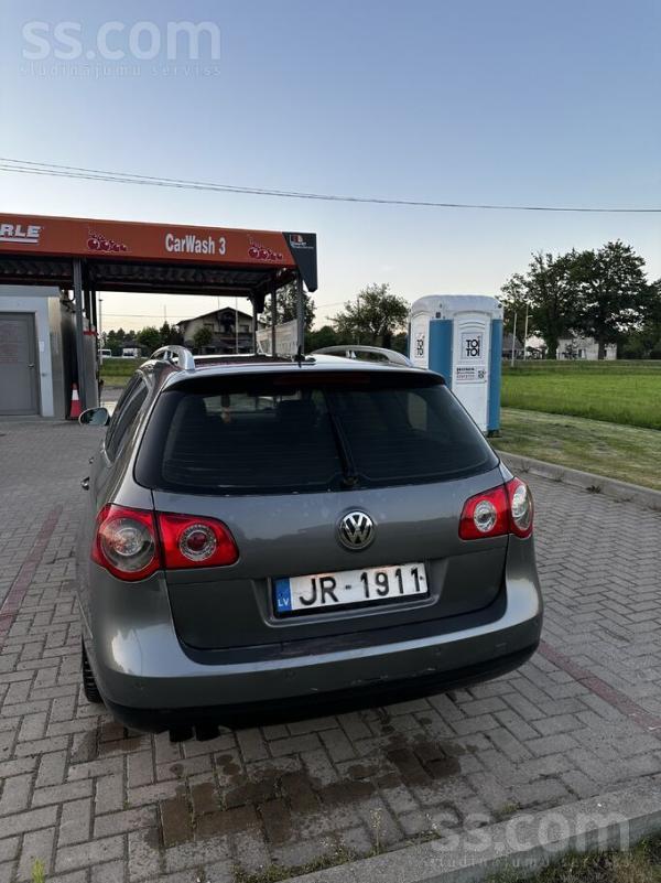 Grey Volkswagen Passat B6 2006 in Ogre, with an engine capacity of 2.00 L and mileage of 358 thousand km for 1400 €, photo 3 on AUTOMOTO.COM.LV