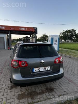 Pelēks Volkswagen Passat B6 2006 Ogre, ar dzinēja tilpumu 2.00 L un nobraukumu 358 tūkst. km par 1400 €, foto 4 vietnē AUTOMOTO.COM.LV