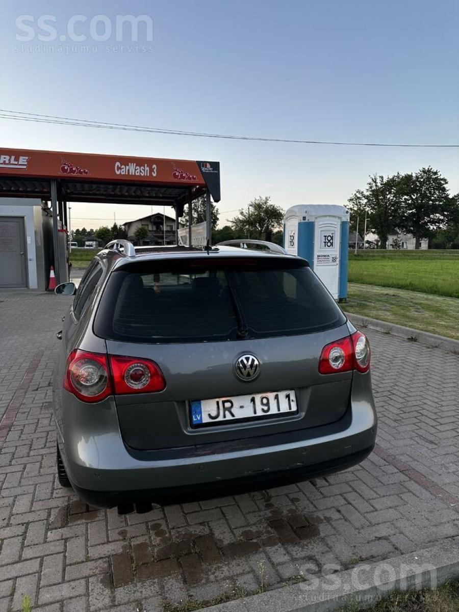 Pelēks Volkswagen Passat B6 2006 Ogre, ar dzinēja tilpumu 2.00 L un nobraukumu 358 tūkst. km par 1400 €, foto 4 vietnē AUTOMOTO.COM.LV