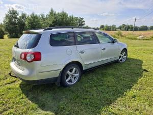 Pelēks Volkswagen Passat B6 2006 Valmiera, ar dzinēja tilpumu 2.00 L un nobraukumu 390 tūkst. km par 1500 €, foto 9 vietnē AUTOMOTO.COM.LV