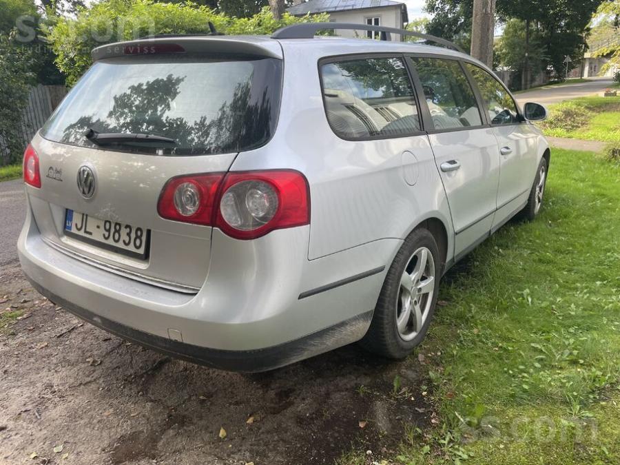 Pelēks Volkswagen Passat B6 2006 Rīga, ar dzinēja tilpumu 2.00 L un nobraukumu 207 tūkst. km par 700 €, foto 5 vietnē AUTOMOTO.COM.LV