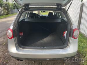 Pelēks Volkswagen Passat B6 2006 Rīga, ar dzinēja tilpumu 2.00 L un nobraukumu 207 tūkst. km par 700 €, foto 7 vietnē AUTOMOTO.COM.LV