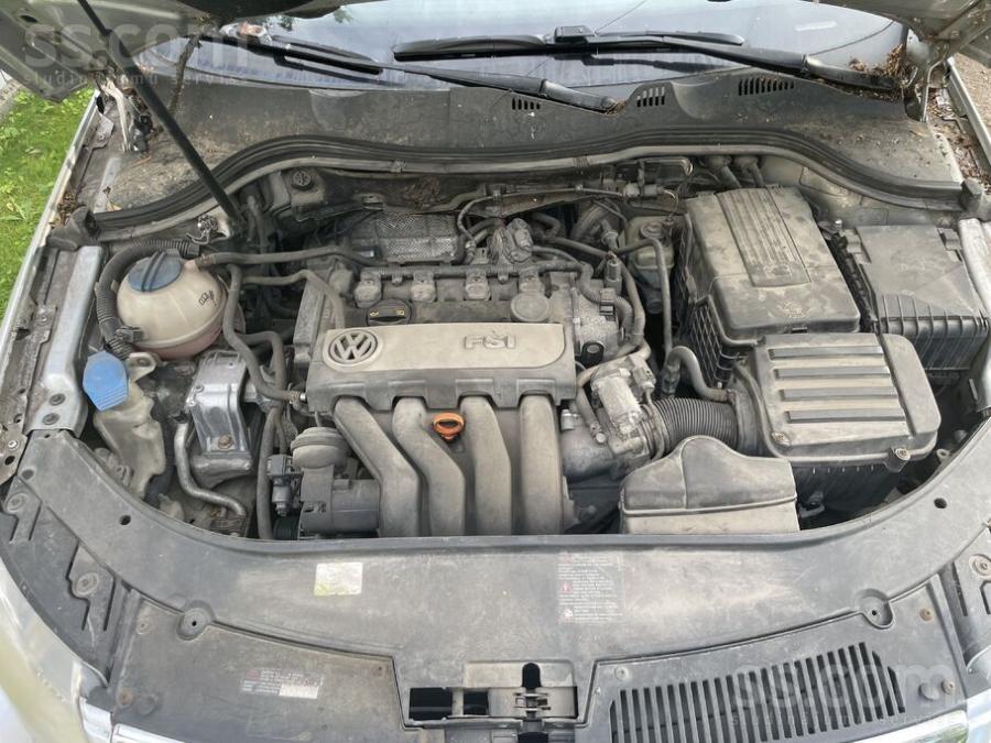 Pelēks Volkswagen Passat B6 2006 Rīga, ar dzinēja tilpumu 2.00 L un nobraukumu 207 tūkst. km par 700 €, foto 10 vietnē AUTOMOTO.COM.LV