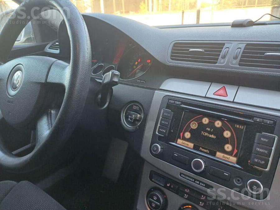 Pelēks Volkswagen Passat B6 2006 Aizkraukle, ar dzinēja tilpumu 2.00 L un nobraukumu 373 tūkst. km par 1100 €, foto 3 vietnē AUTOMOTO.COM.LV