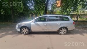 Grey Volkswagen Passat B6 2006 in Riga, with an engine capacity of 2.00 L and mileage of 466 thousand km for 700 €, photo 3 on AUTOMOTO.COM.LV