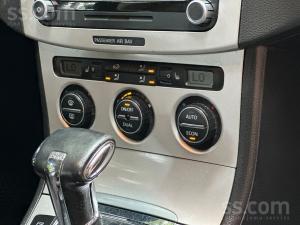 Pelēks Volkswagen Passat B6 2006 Cēsis, ar dzinēja tilpumu 2.00 L un nobraukumu 332 tūkst. km par 1990 €, foto 19 vietnē AUTOMOTO.COM.LV